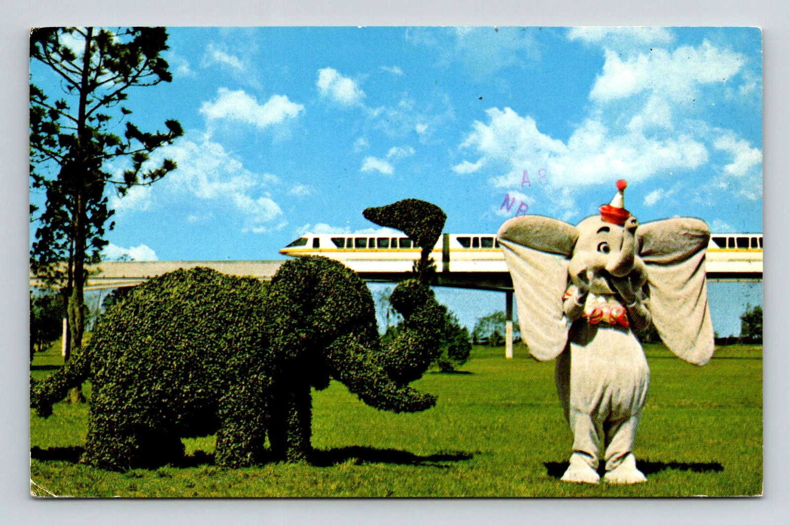 Strolling Topiary Lane Dumbo Disney Magic Kingdom FL Postcard PM ...