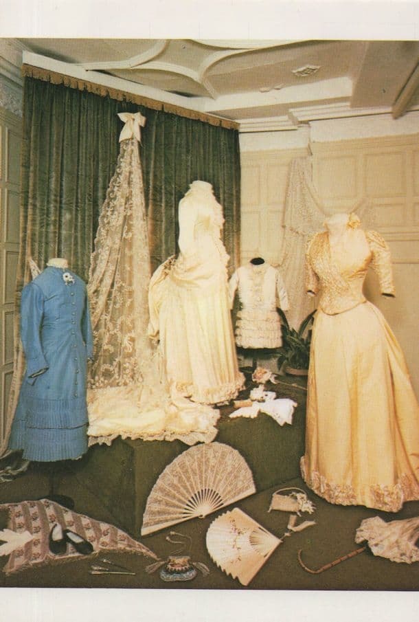 Totnes Devon Period Fancy Dress Costume Shop Elizabethan Postcard ...