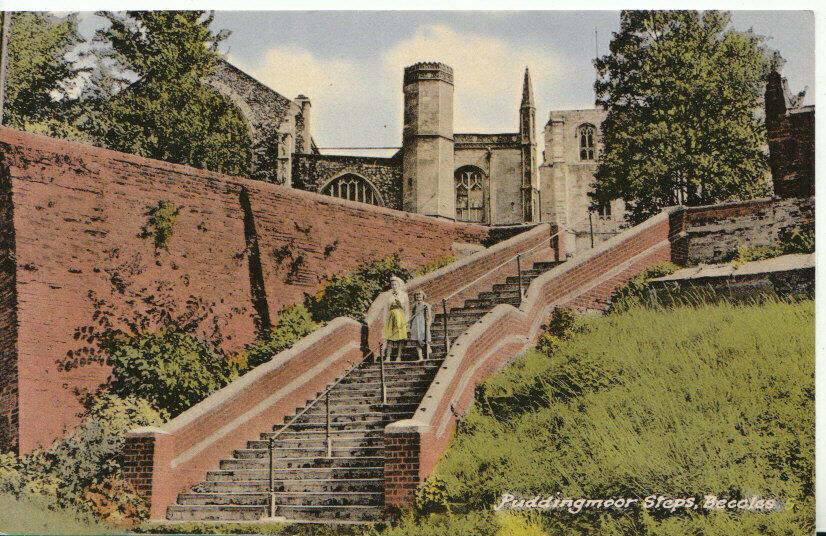 Suffolk Postcard - Puddingmoor Steps - Beccles - Ref 8730A | Europe ...
