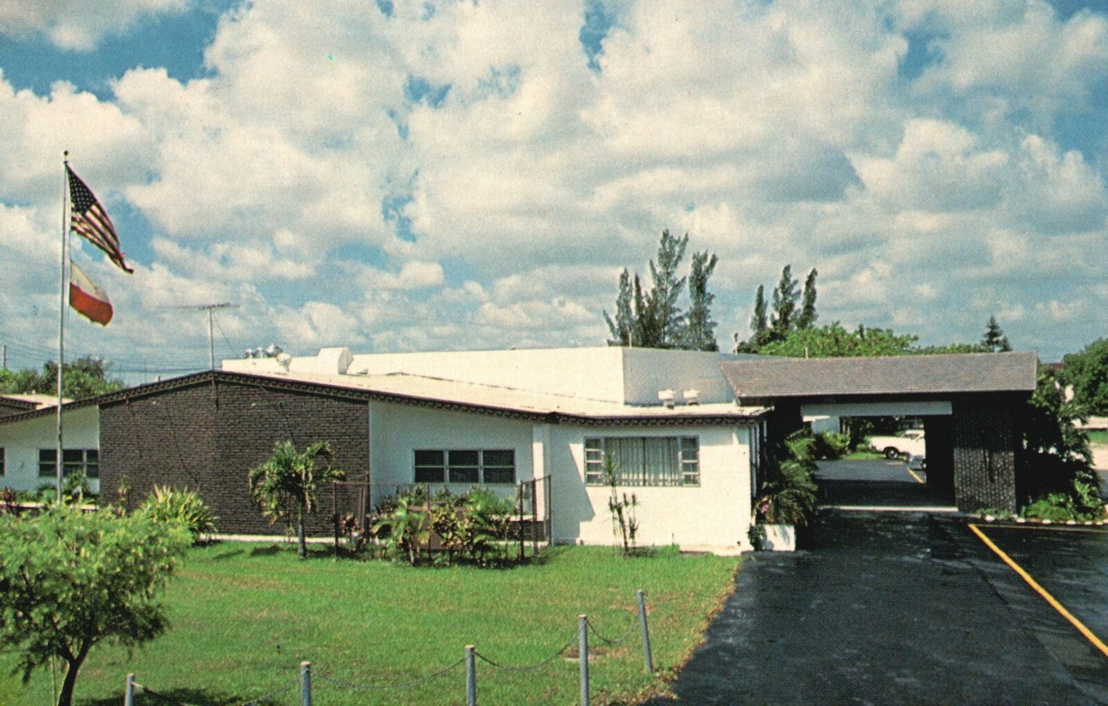 Vintage Postcard The Polish-American Club House US Flag Miami Florida ...