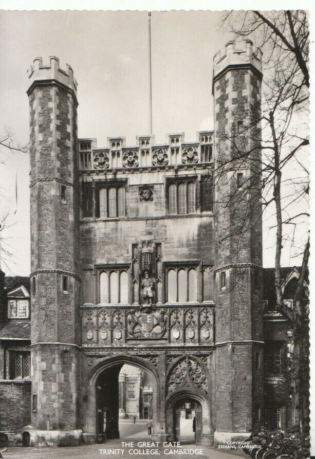 Cambridgeshire Postcard - The Great Gate - Trinity College - Real Photo ...
