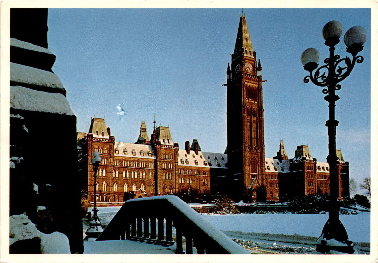 OTTAWA, CANADA, PARLIAMENT BUILDINGS, Rideau Canal, Mary Museums ...
