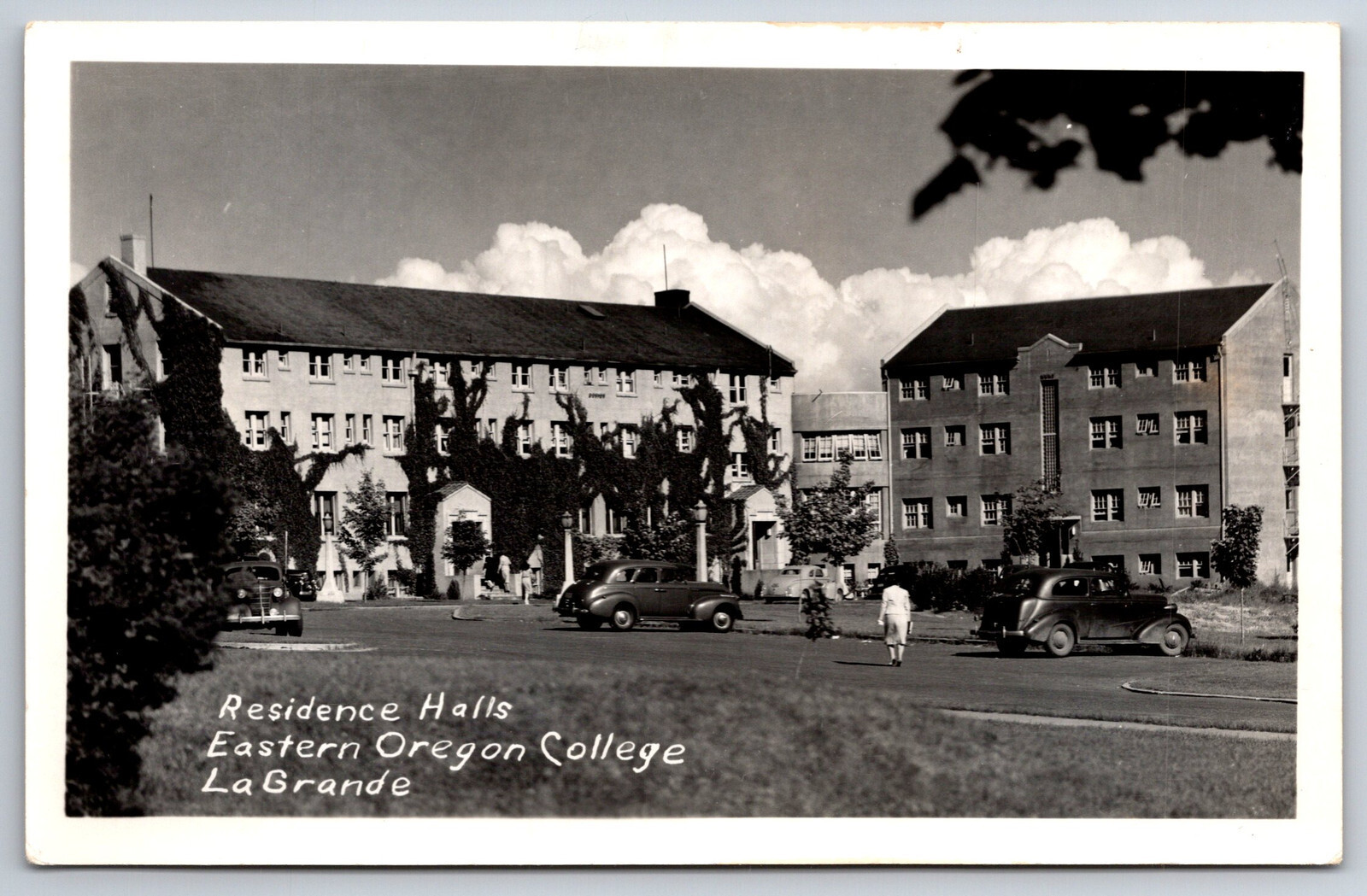 La Grande~Eastern Oregon College Residence Halls~Girls @ Dorm~1930-40s ...