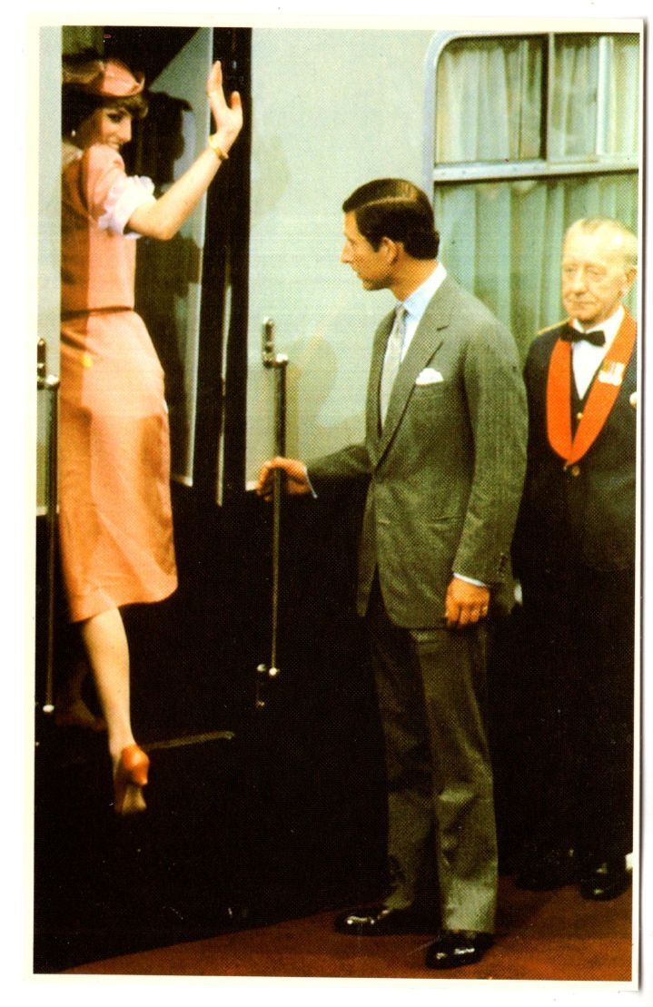 Princess Diana, Prince Charles, Train, Waterloo Station, Royal Wedding ...