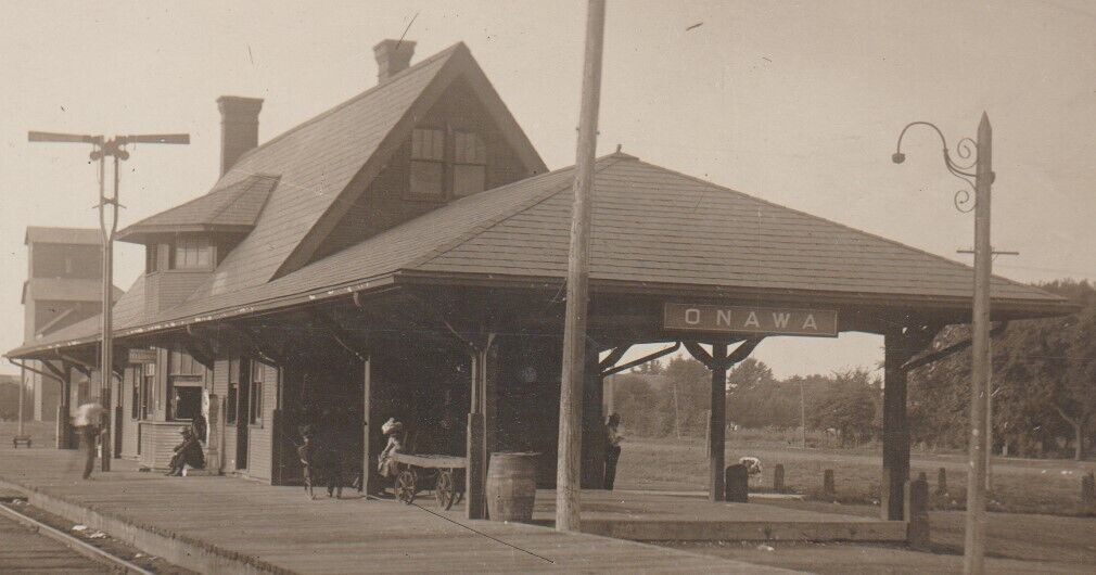 Onawa IOWA RPPC c1910 DEPOT Train Station RAILROAD nr Sioux City ...