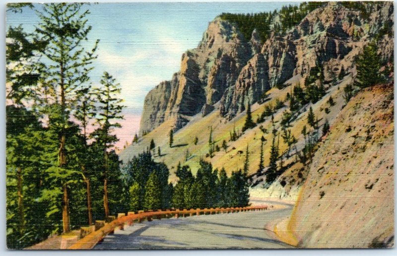 Scene in Hoback Canyon Highway To The Jackson Hole & Grand Teton Nat'l ...