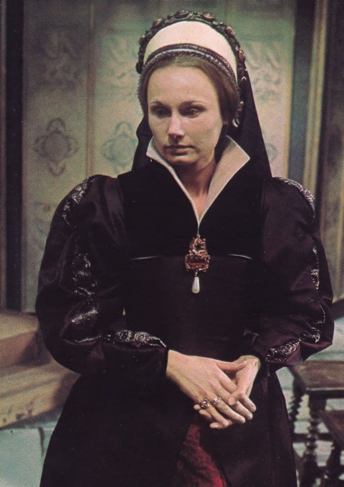 Angela Pleasance Katherine Howard 6 Wives Of Henry VIII TV Postcard ...