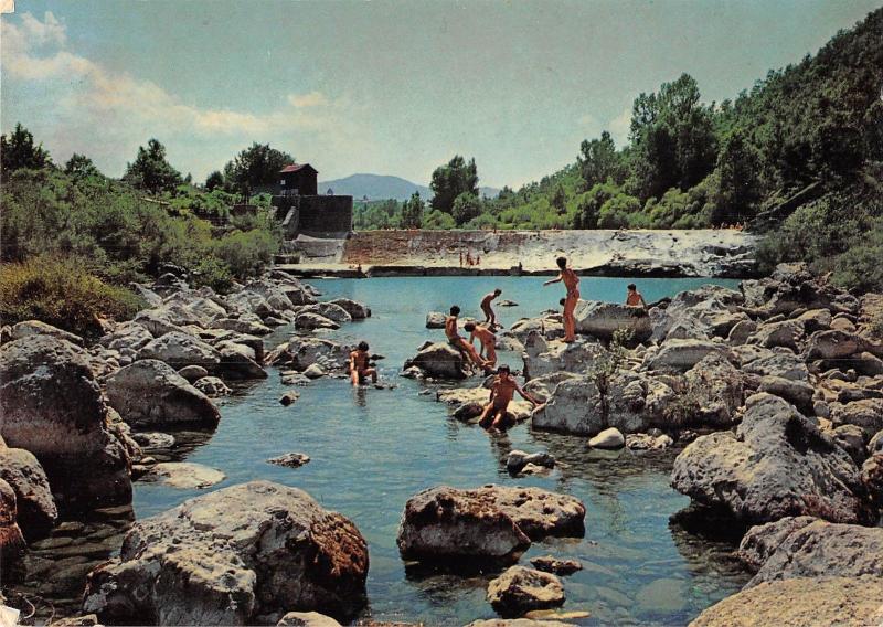 BT0476 la diga fiume taro Borgo Val di taro parma Italy | Europe ...