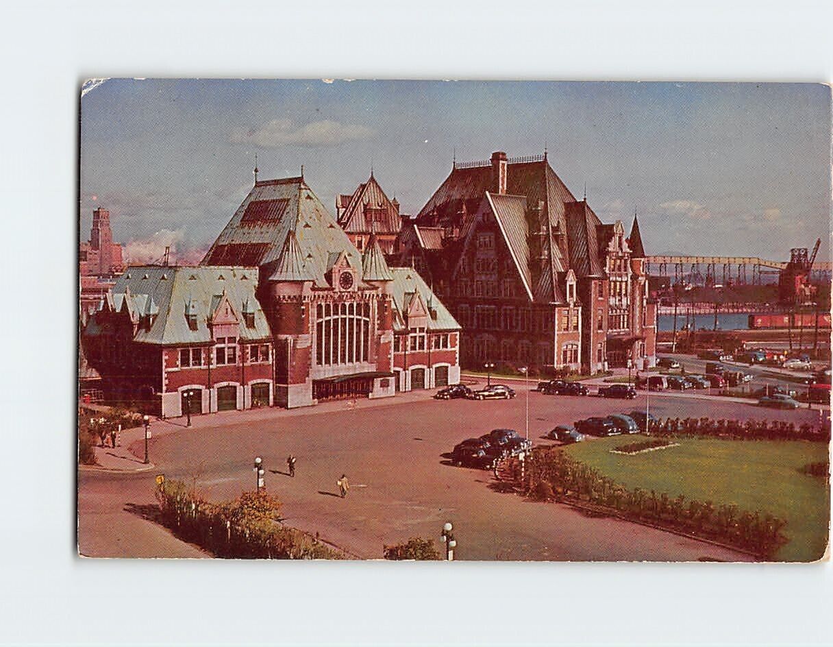 Postcard Union Station And Post Office, Quebec City, Canada | Canada ...