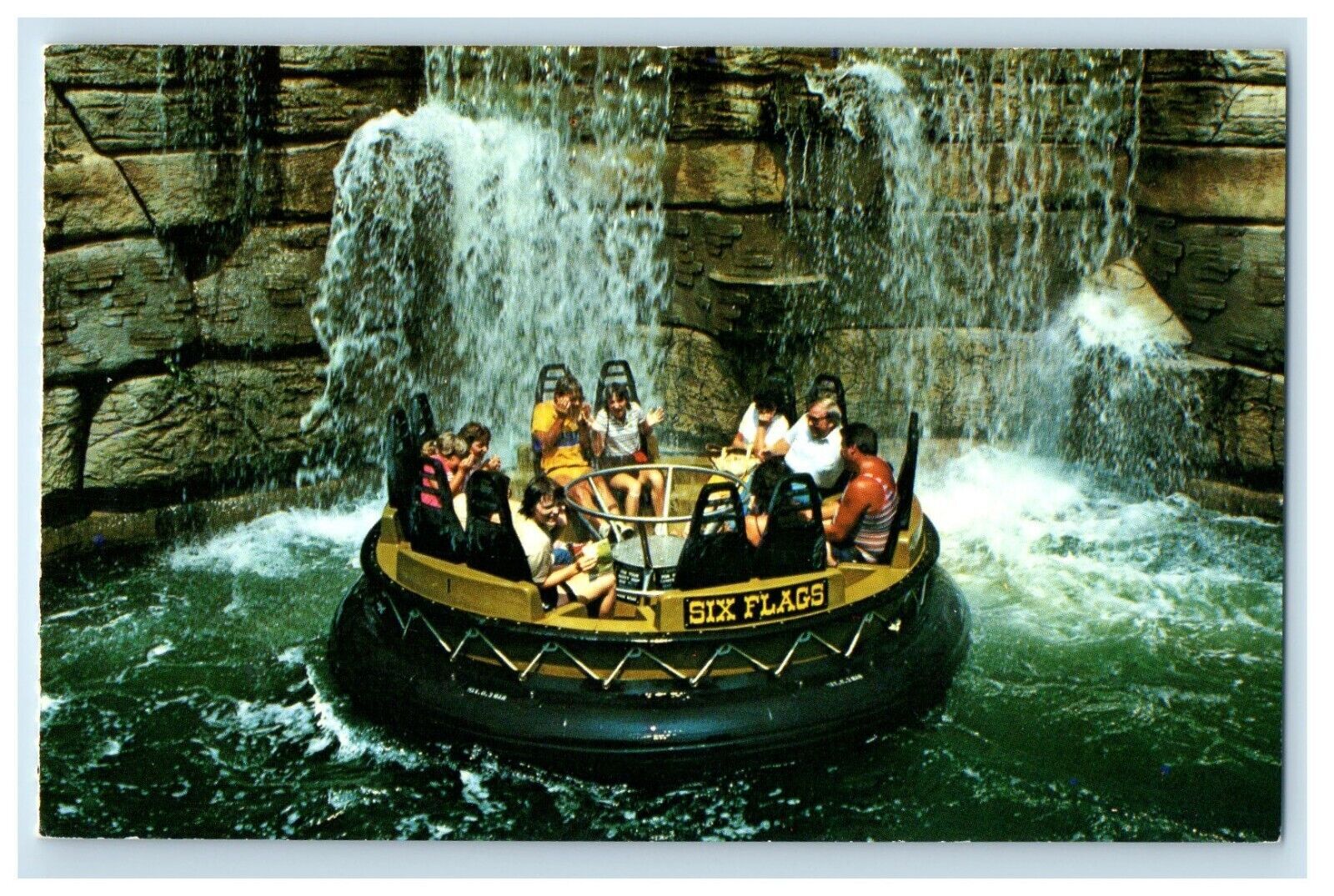 Eureka MO, Six Flags Mid America Thunder River Whitewater Rafting ...