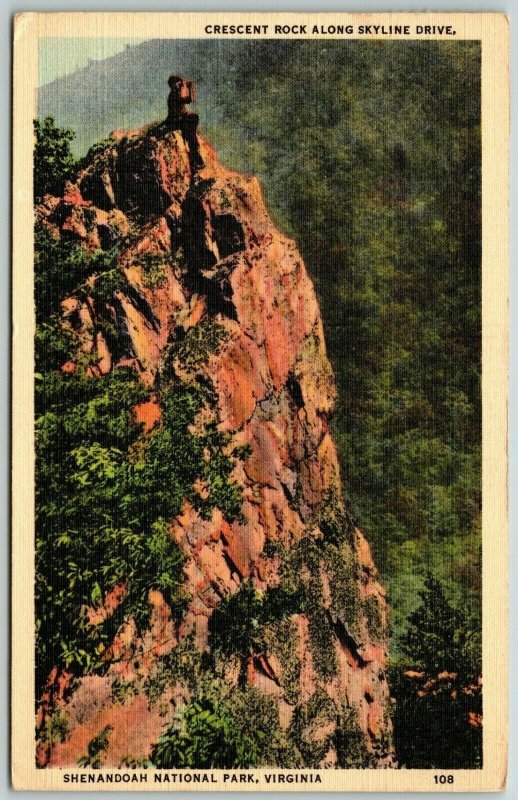 Crescent Rock Along Skyline Drive, Shenandoah National Park, Virginia ...