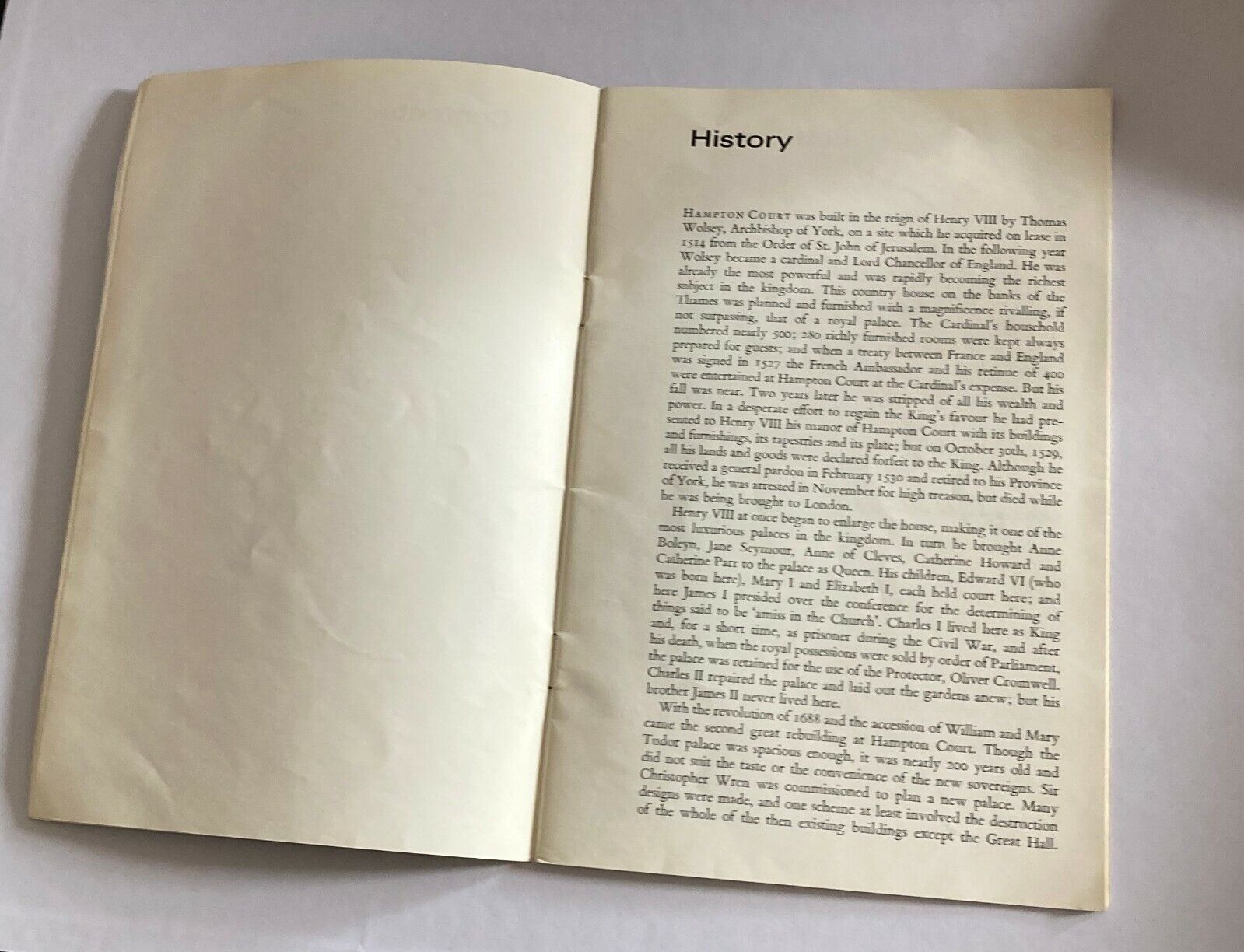 Hampton Court Palace Booklet 1965 Ministry Of Public Building And Works ...