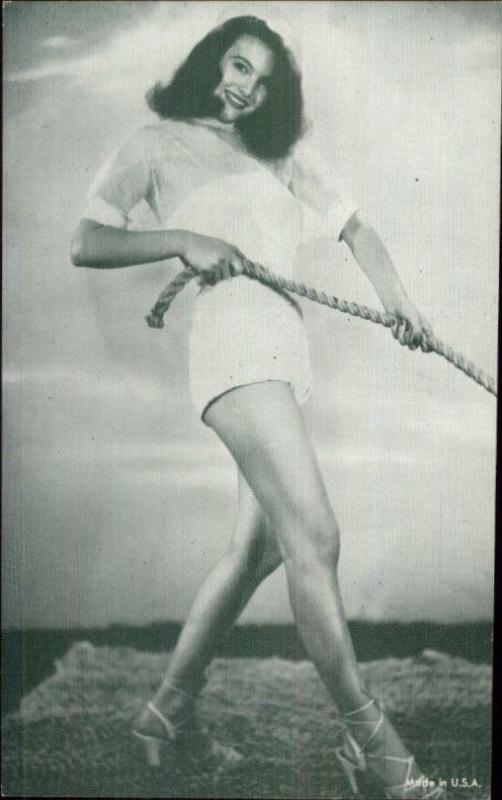 Sexy 1940s Scantily Dressed Pin Up Girl Arcade Mutoscope Card 11