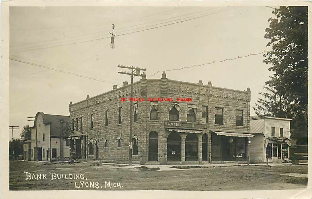 MI, Lyons, Michigan, RPPC, Bank Building, Exterior View, 1916 PM, Ross ...