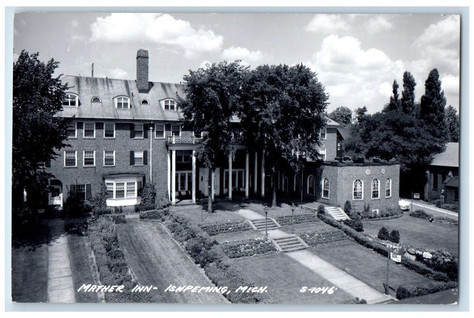 c1940's Mather Inn Ishpeming Michigan MI RPPC Unposted Photo Postcard ...