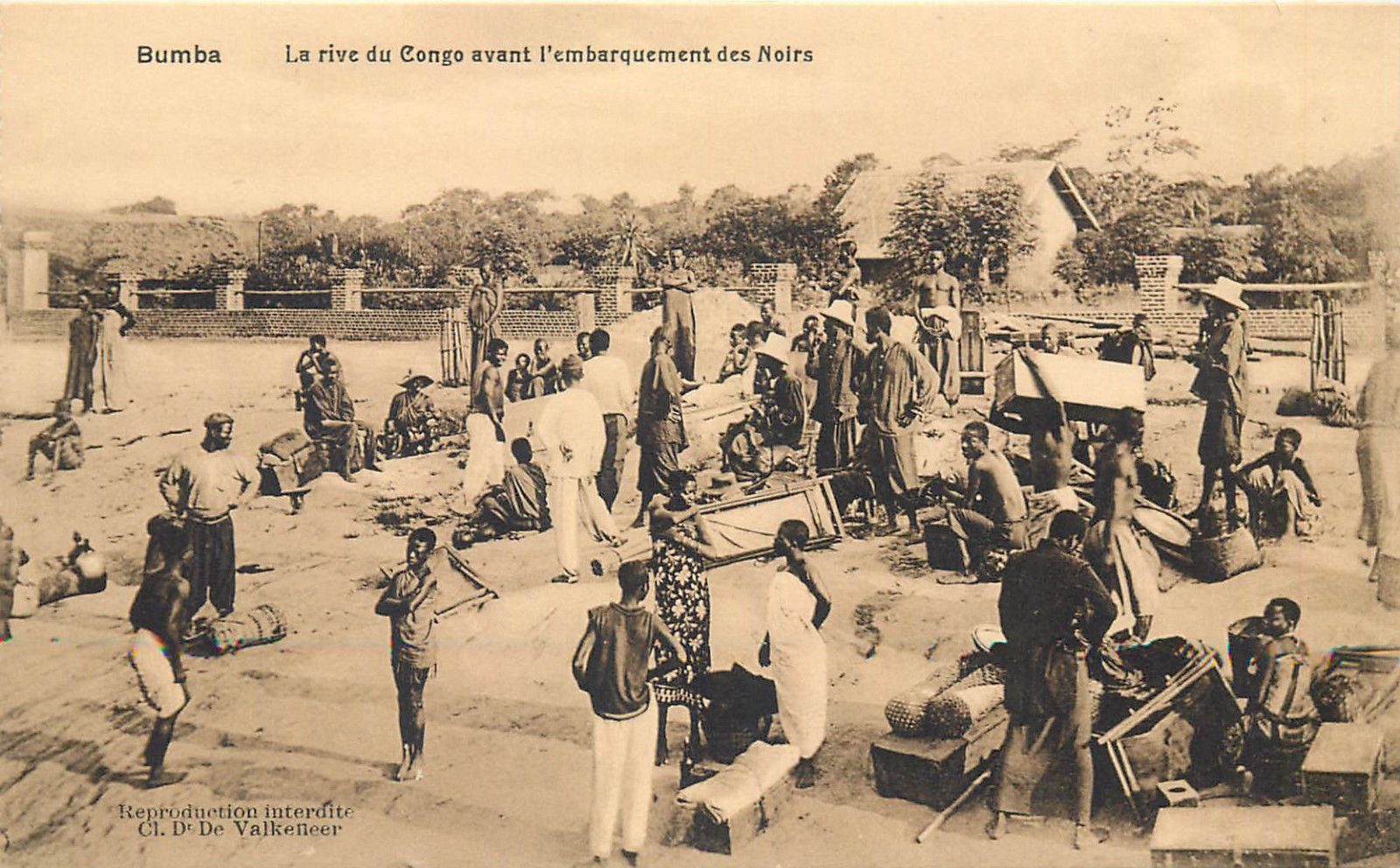 Belgian Congo BUMBA - la rive du Congo avant l`embarquement des noirs ...