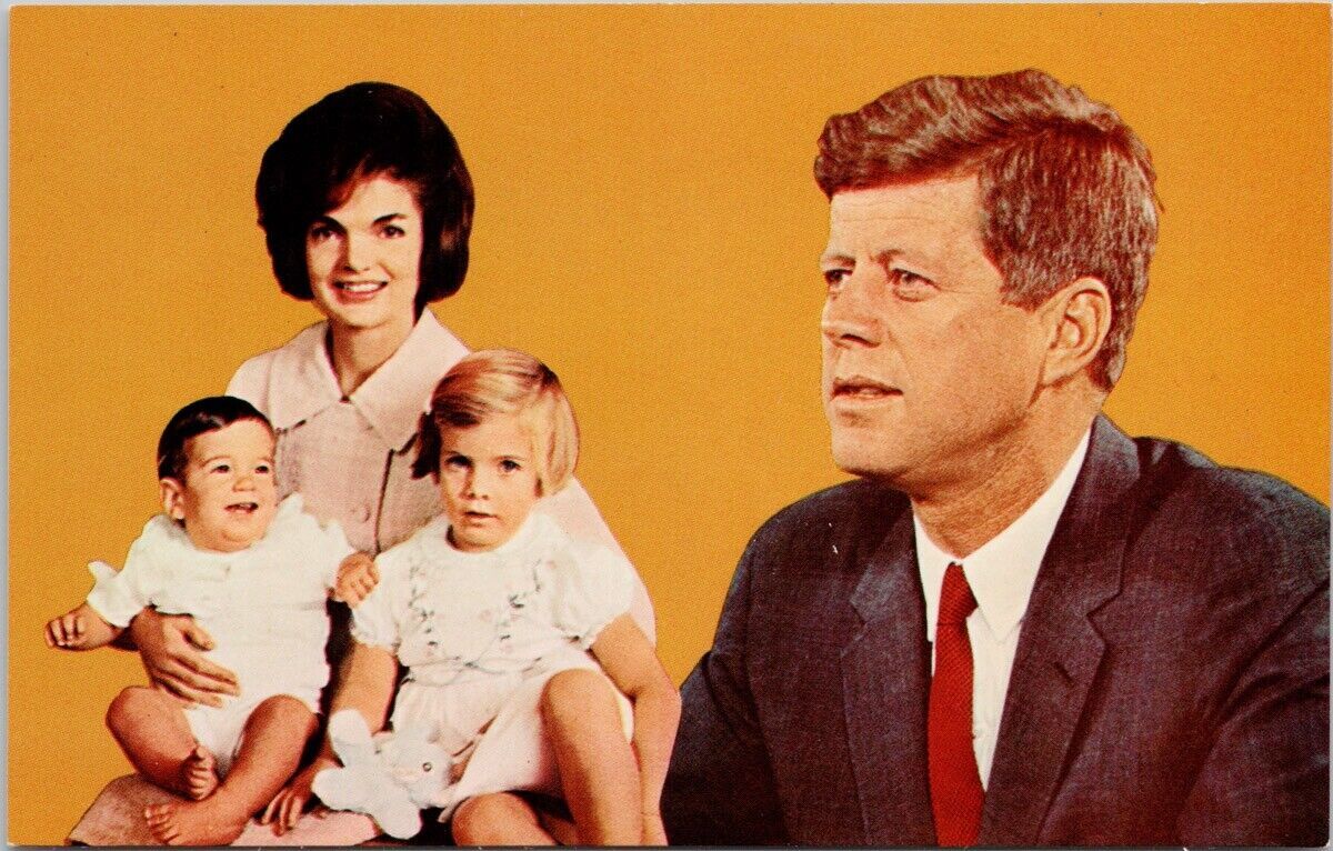 President Kennedy and Family Jacqueline Caroline John Jr JFK USA ...