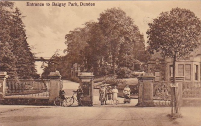 Scotland Dundee Entrance To Balgay Park | Europe - United Kingdom ...