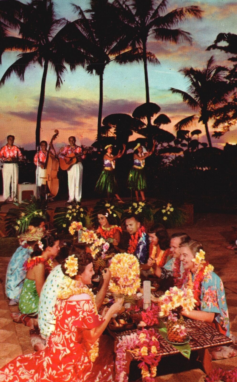 Vintage Postcard A Typical Hawaiian Luau Feast Kalua Pig Boodle Fight ...