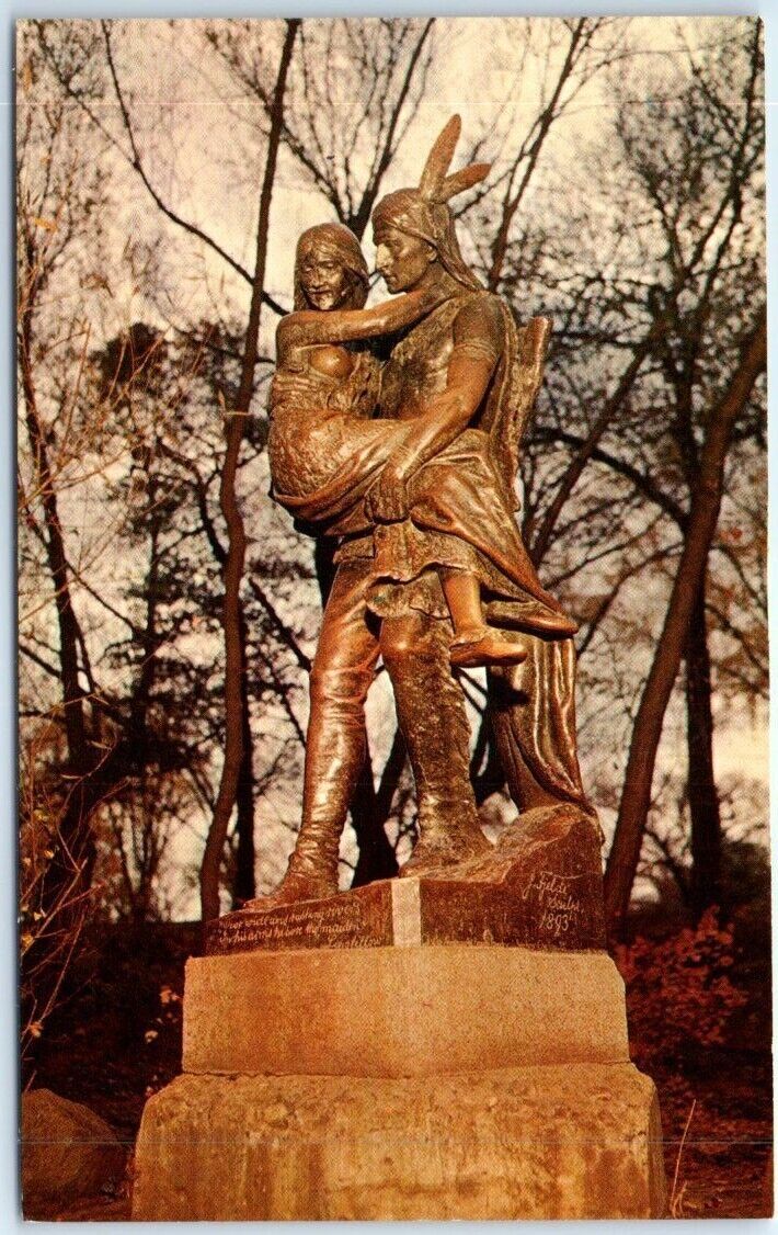 Hiawatha and Minnehaha Statue, Minnehaha Park - Minneapolis, Minnesota ...