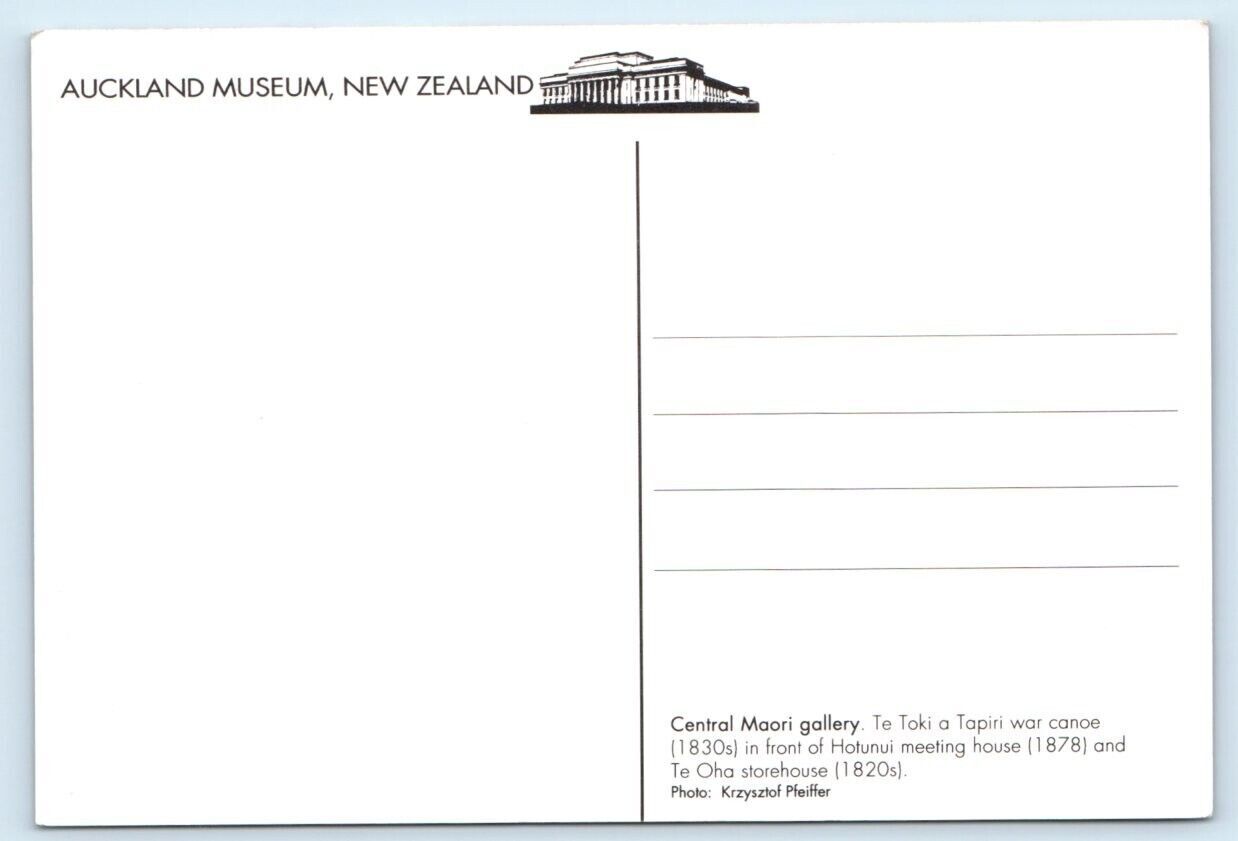 AUCKLAND Museum - Te Toki a Tapiri War Canoe NEW ZEALAND 4x6 Postcard ...