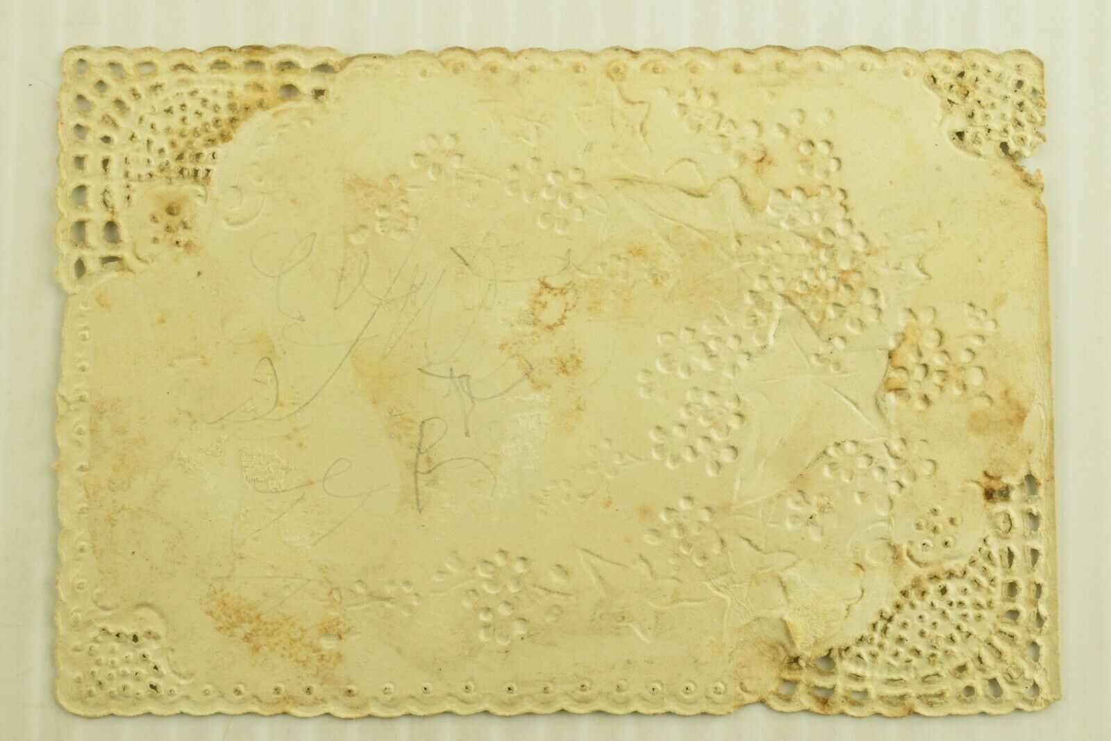 1880's Embossed Victorian Remembrance Card Paper Lace Ivy Forget-Me ...