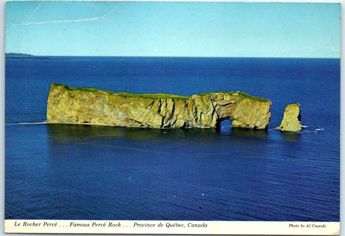 Le Rocher Percé - Famous Percé Rock - Percé, Province de Québec, Canada ...