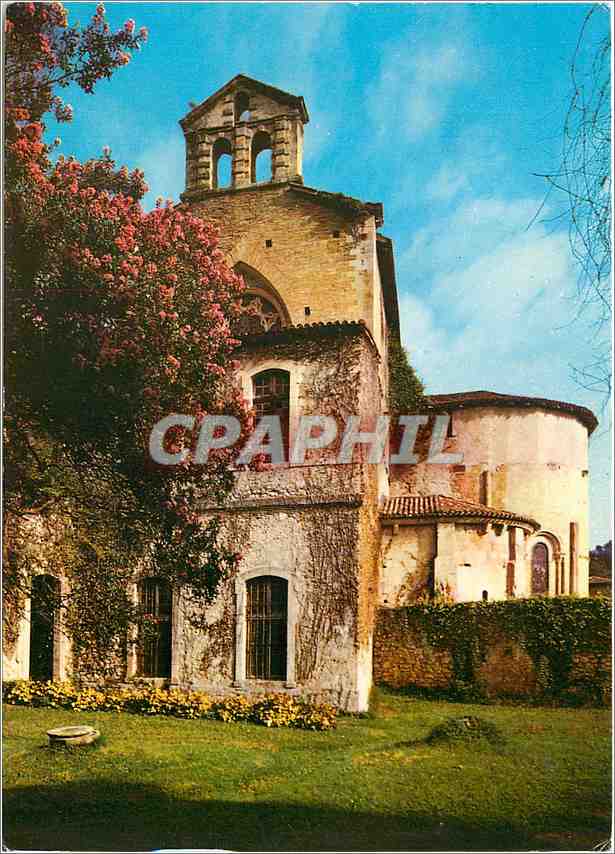 'Postcard Modern Sorde l''Abbaye (Landes) The church with its clocheron ...