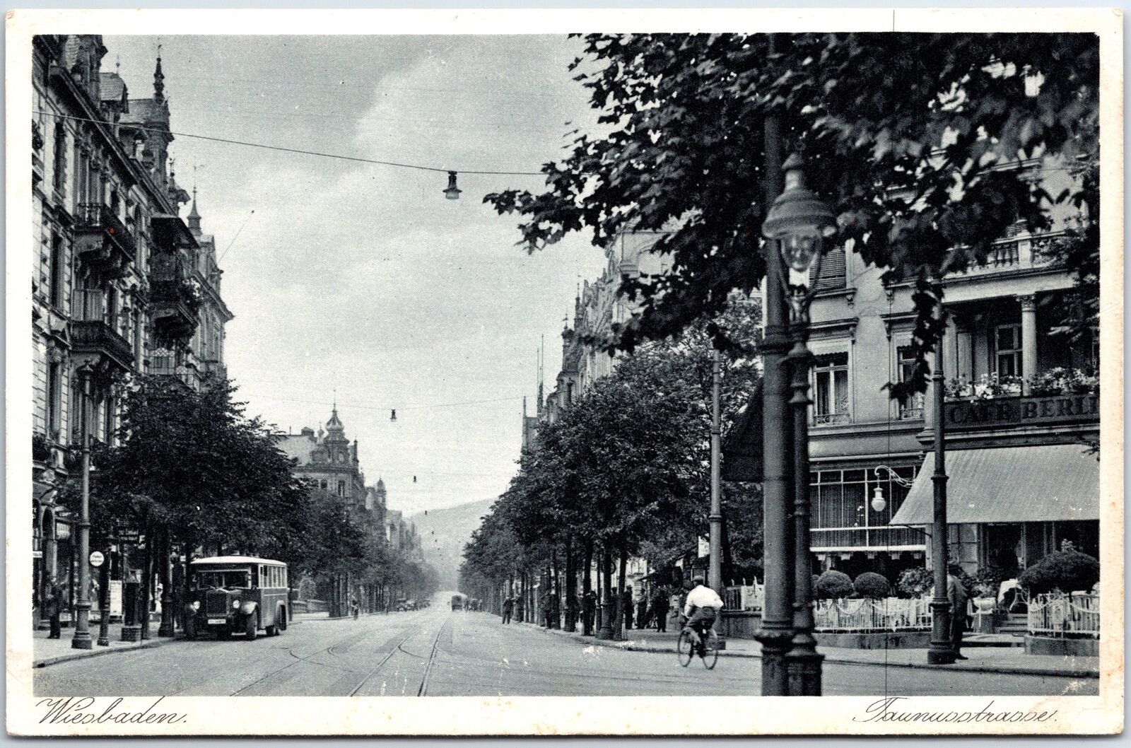 Vintage Postcard C. 1925 Street Scene at Wiesbaden Germany White Border ...