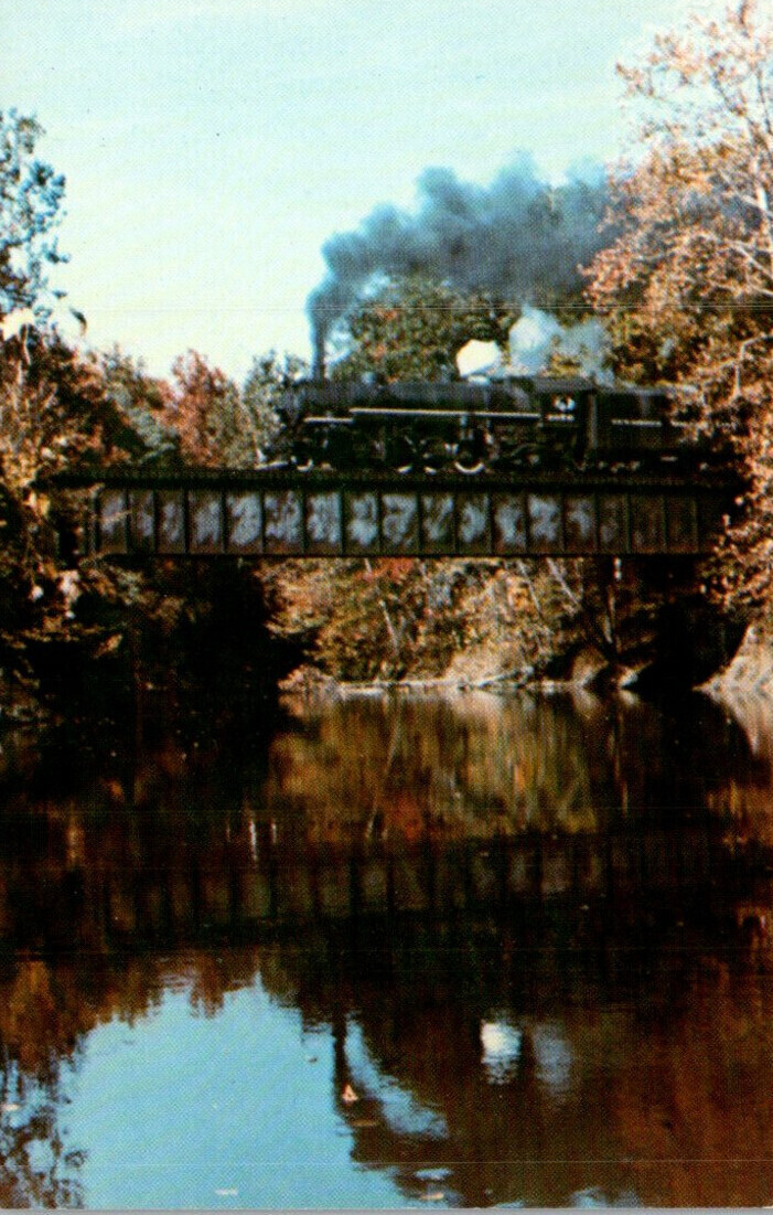 Ohio Peninsula Ex-Grand Trunk Western Railroad Locomotive 4070 Crossing ...