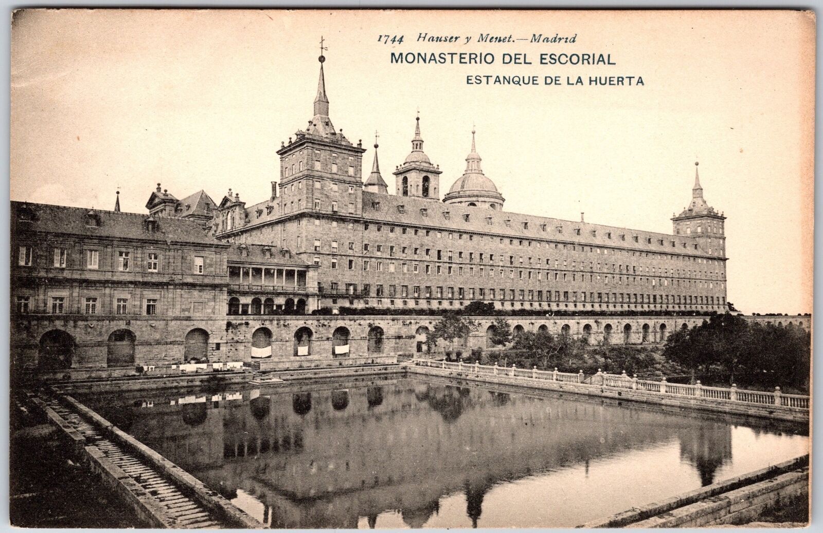 Monasterio del Escorial Estanque de la Huerta Spain Religious Structure ...