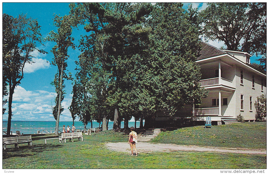 The Beach House and Private Beach at Lakeview House, Jackson's Point ...