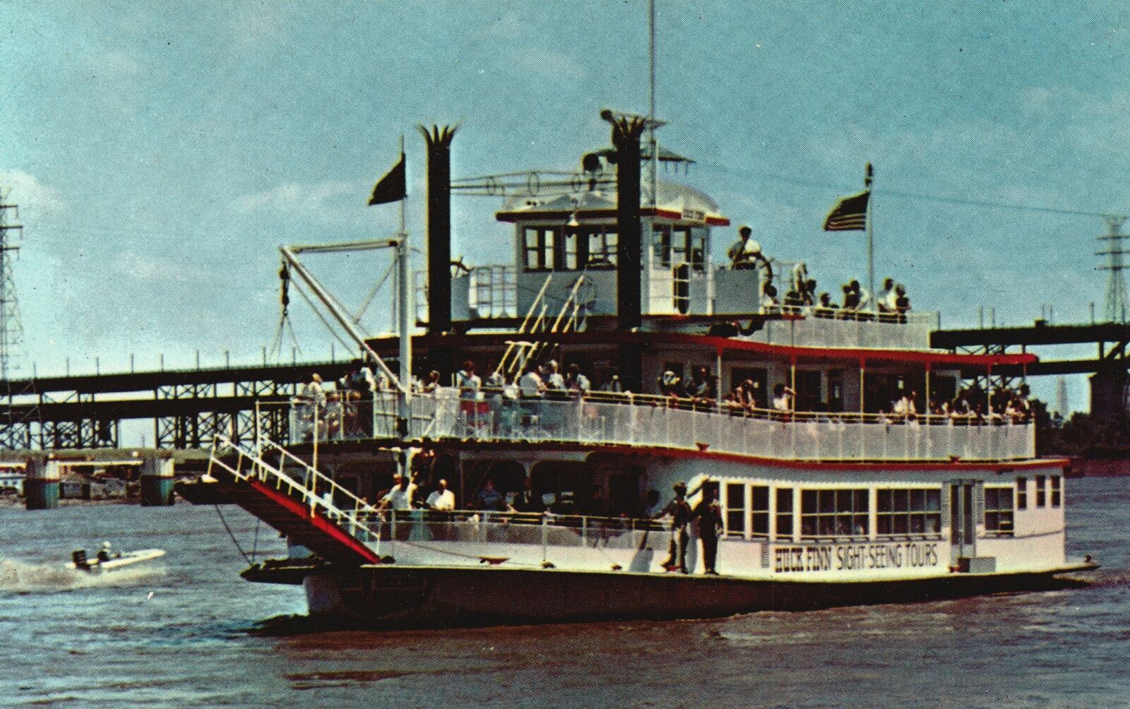 Vintage Postcard M.V. Huck Finn By Streckfus Steamers Foot St. Louis ...