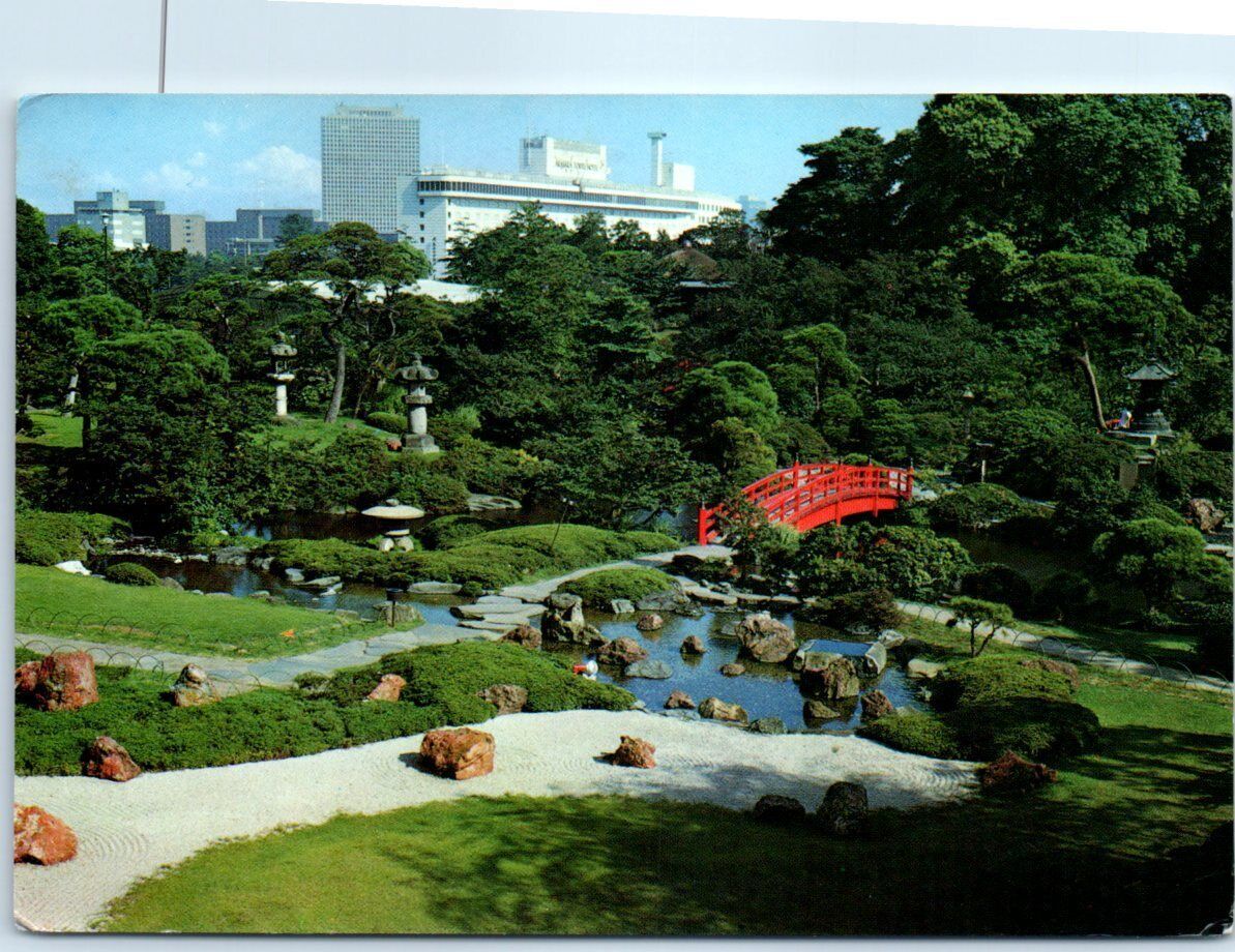 M-49947 The New Otani's 400 Year-Old Classic Landscape Garden Tokyo ...