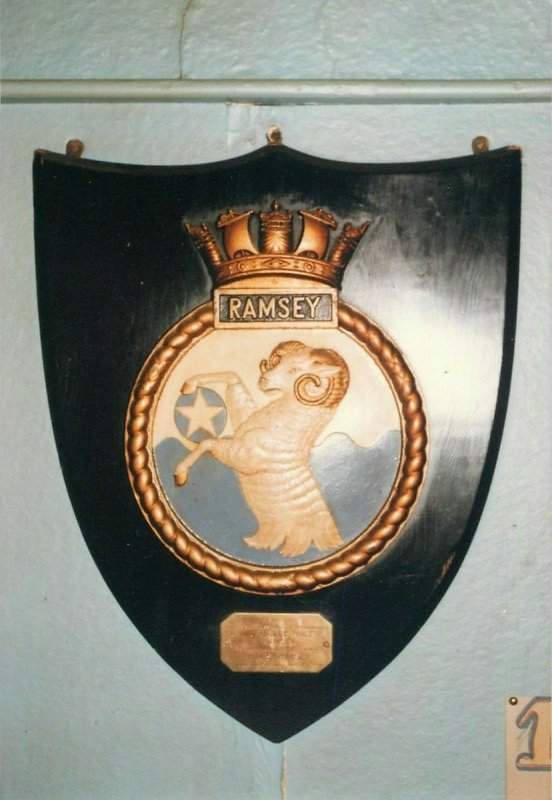 Photo Ramsey crest blason heraldry real foto | Europe - United Kingdom ...