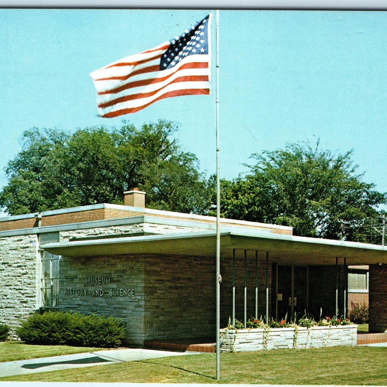 c1960s Waterloo, IA Grout Museum History Science Planetarium Chrome PC ...