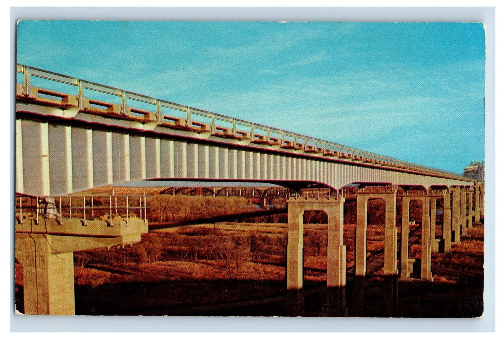 Vintage Mile Long Bridge Mobridge, S. Dakota. Postcard P109E | Other ...