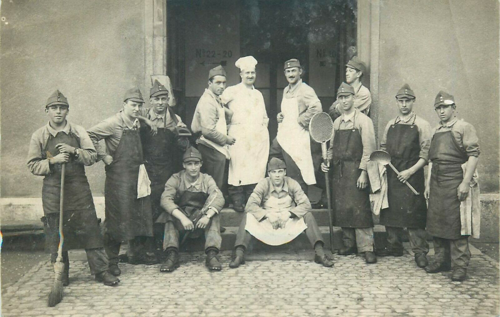 Suisse carte foto militaire cuisine swiss army military cooker soldier ...