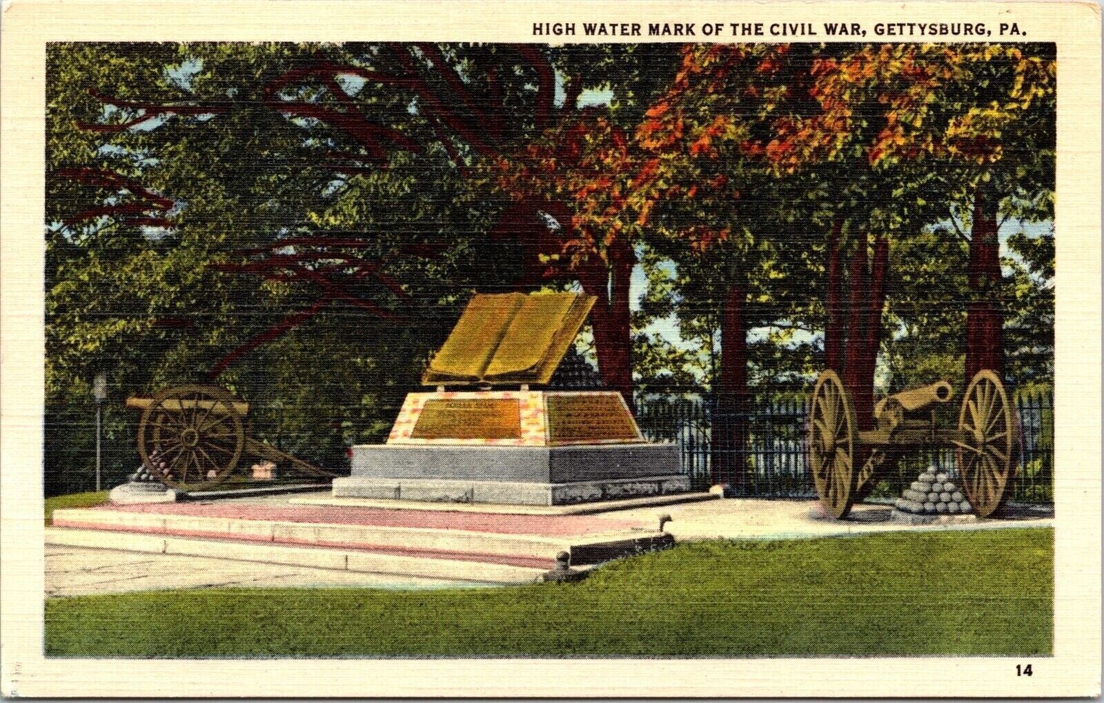 Gettysburg Pennsylvania Civil War Monument Front View Cannon Linen ...