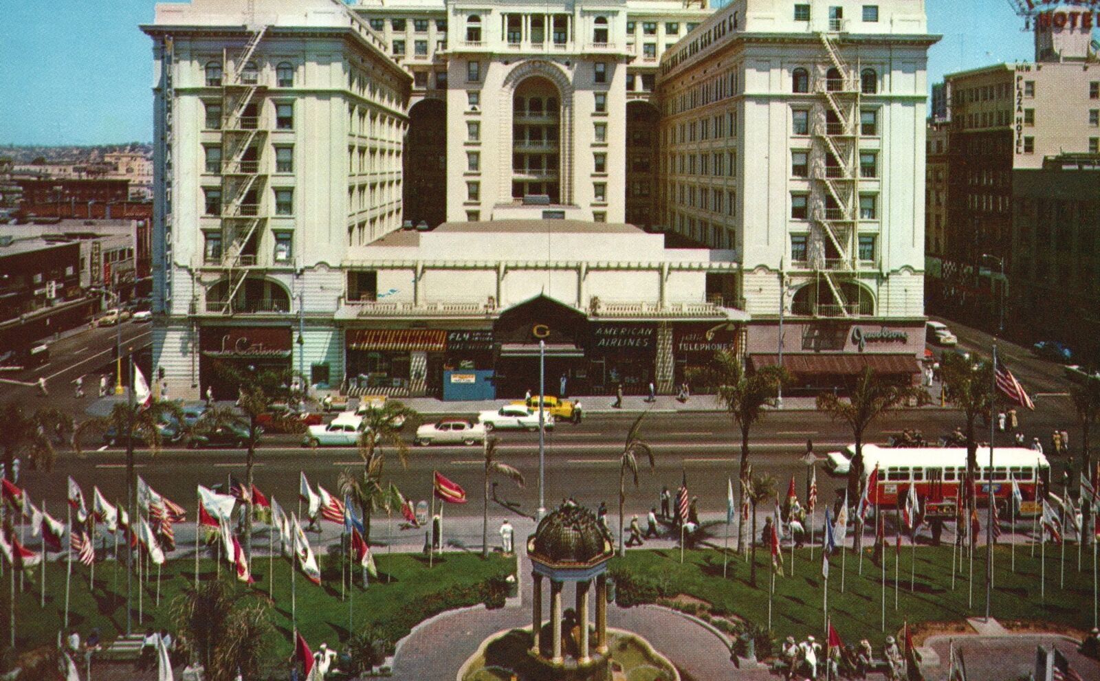 Vintage Postcard Downtown Plaza & Famous U.S. Grant Hotel San Diego ...