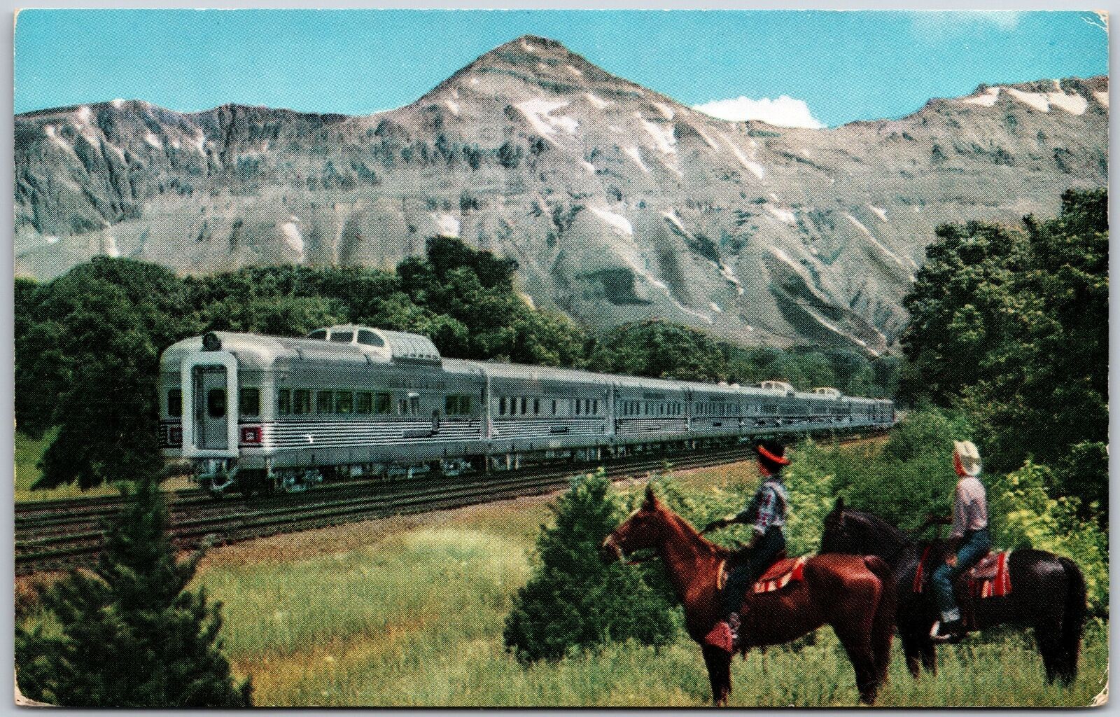 The Denver Zephyr Chuck Wagon Mid-Train Buffet Lounge Car Vista-Domes ...