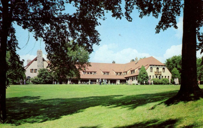 Angola, Indiana - The Potawatomi Inn at Pokagon State Park - 1950s ...