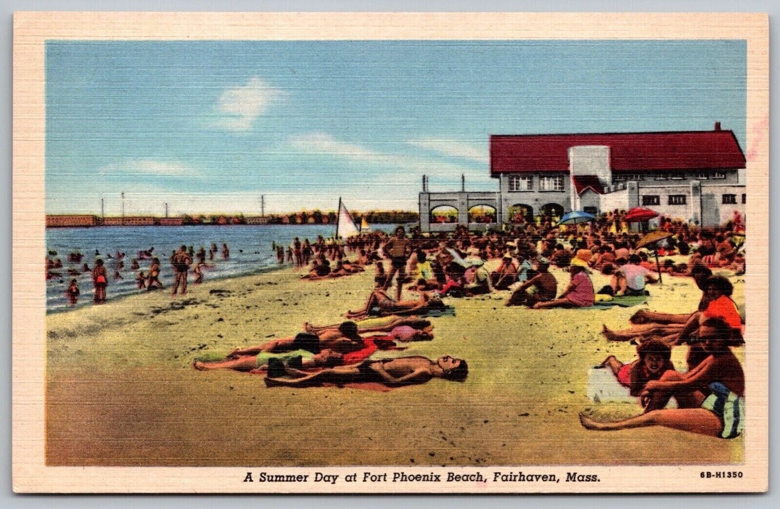 Summer Day Fort Phoenix Beach Fairhaven Massachusetts Oceanfront Linen ...