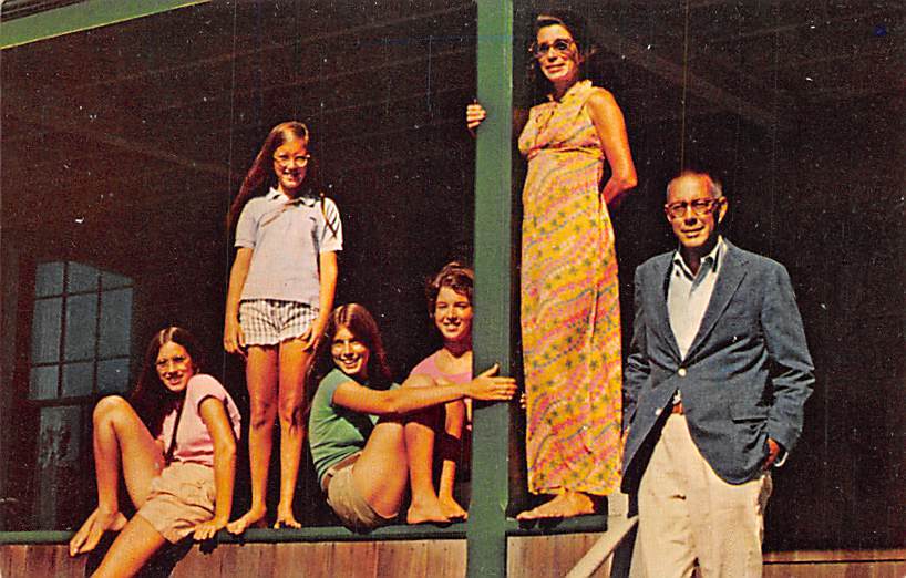 Picture of a Family Martha Duby Meg Katy Phyllis Ted - North Haven ...