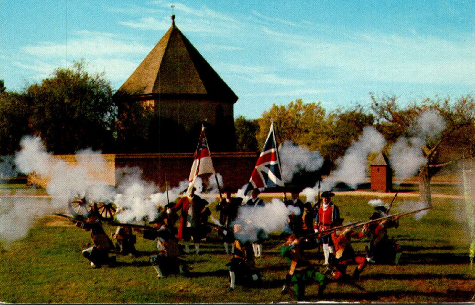 Virginia Williamsburg Colonial Militia Firing 200 Year Old Muskets ...