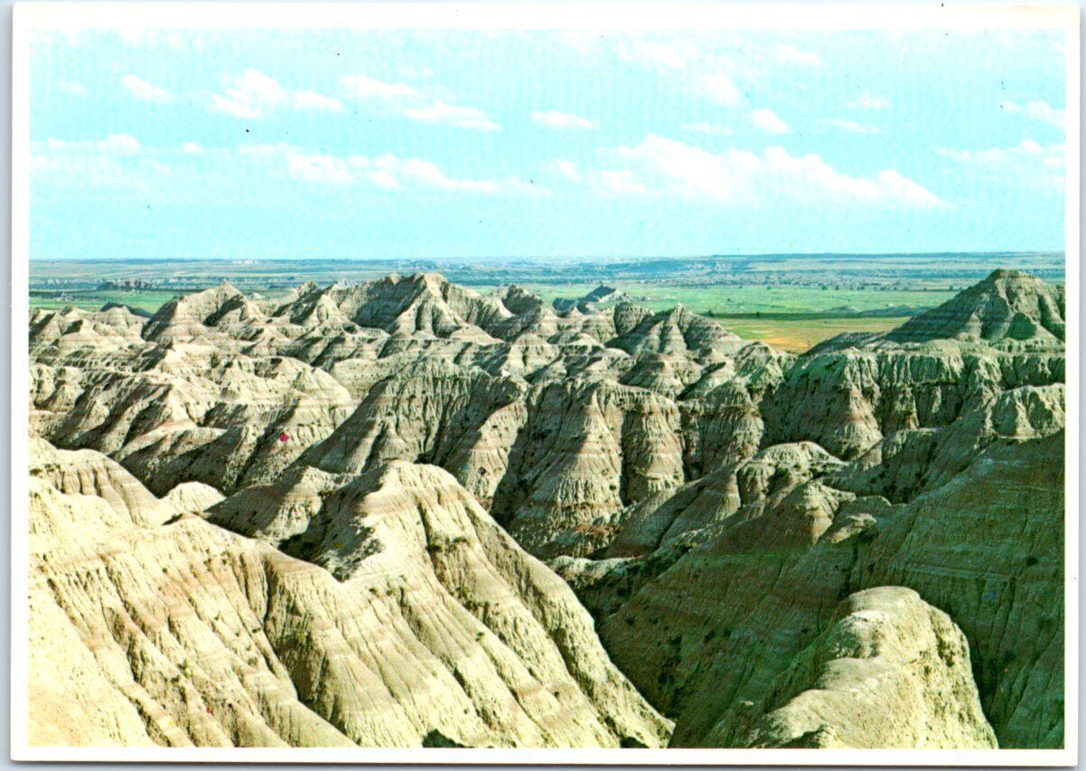 Postcard - Banded Buttes, Badlands National Park - South Dakota ...