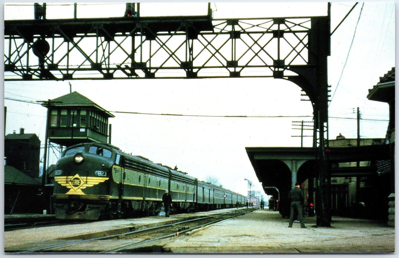 Vintage Postcard Erie Railroad's E-8 Unit Number 823 at Marion Ohio ...