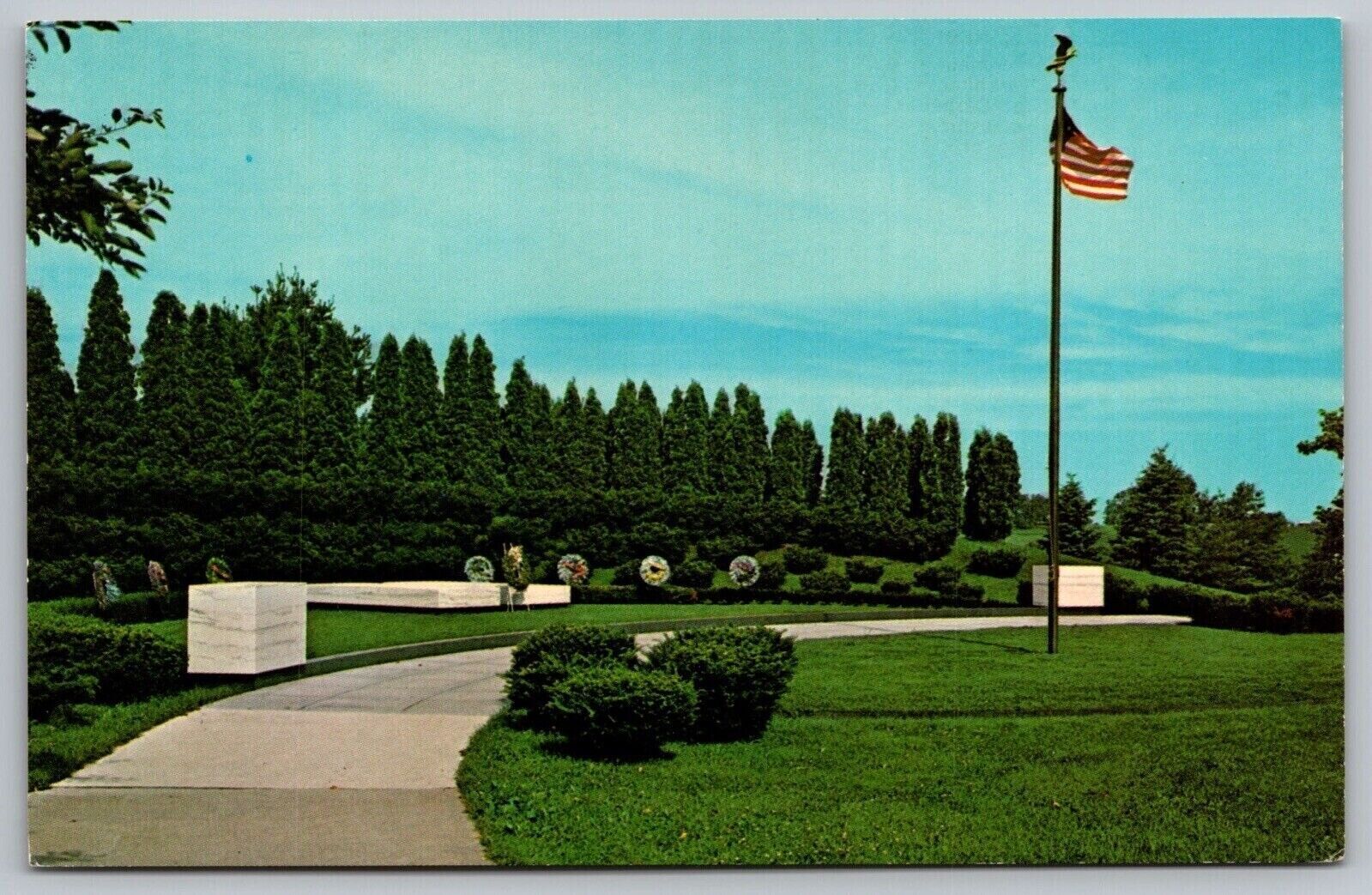West Branch Iowa Grave Site President Hoover American Flag Historic VNG ...