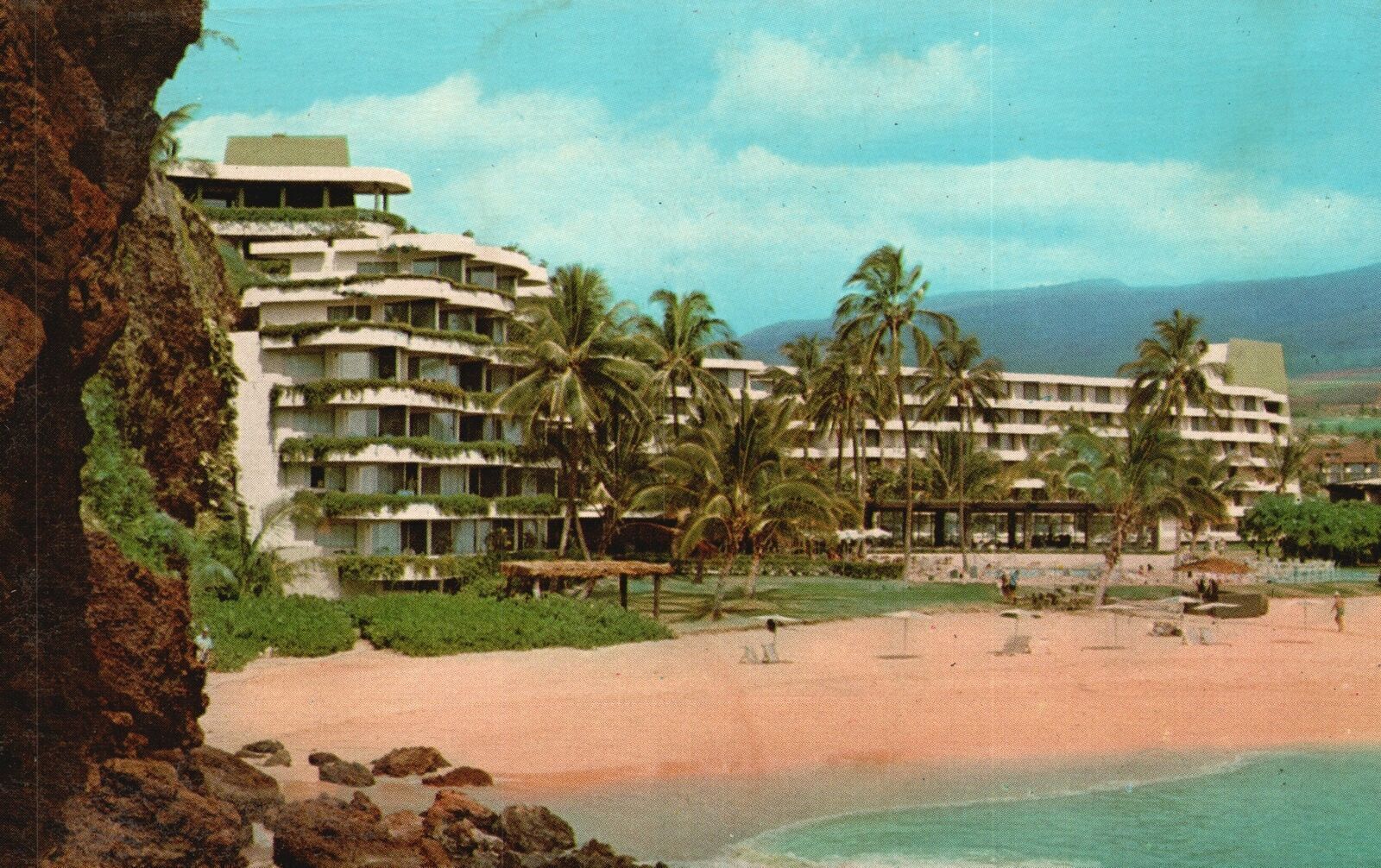 Vintage Postcard View of Sheraton Maui on Beautiful Kaanapali Beach ...