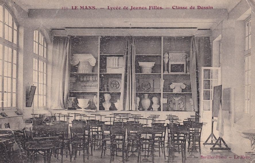 Le Mans Lycee De Jeunes Filles Classe De Dessin Rare French Postcard ...